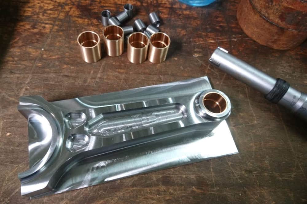 Spezialanfertigung von Pleuel / Pleuelstangen